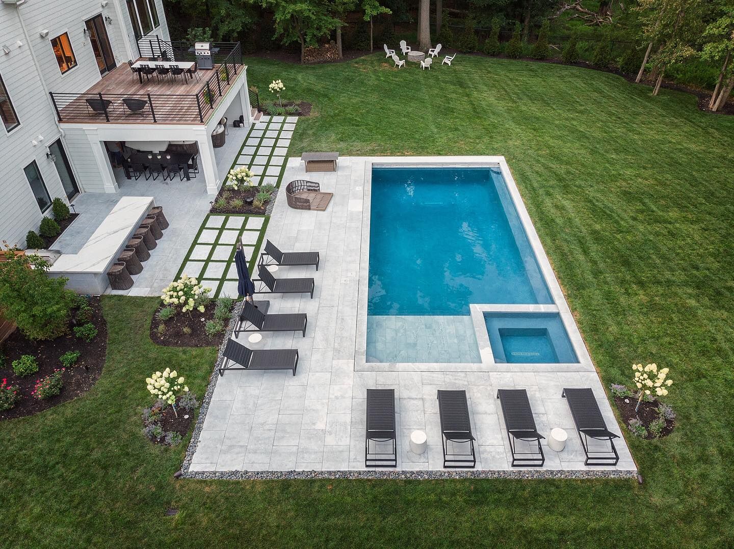 PNW Pools & Concrete